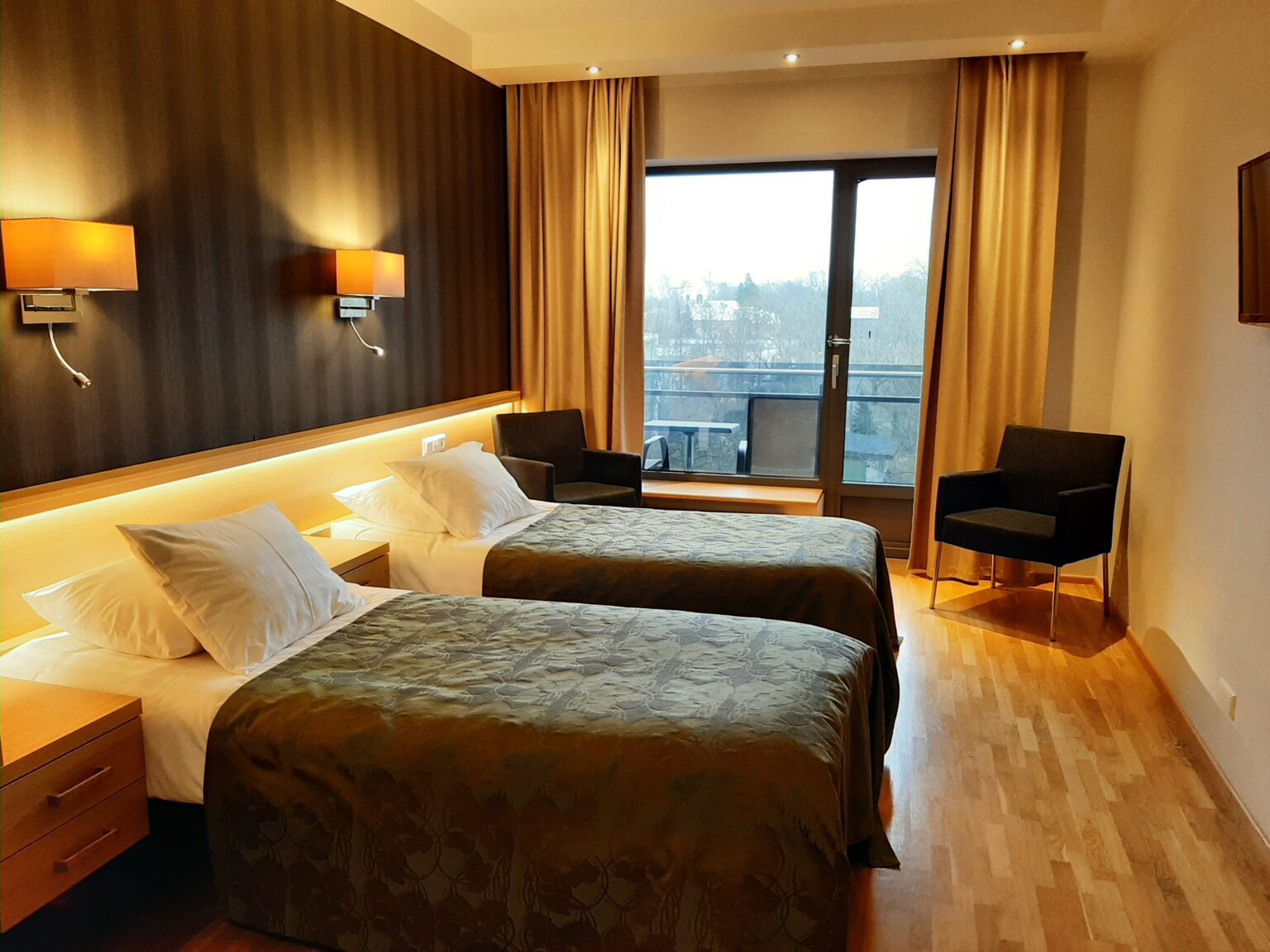 Tervis ravispaahotell - Eestispaad